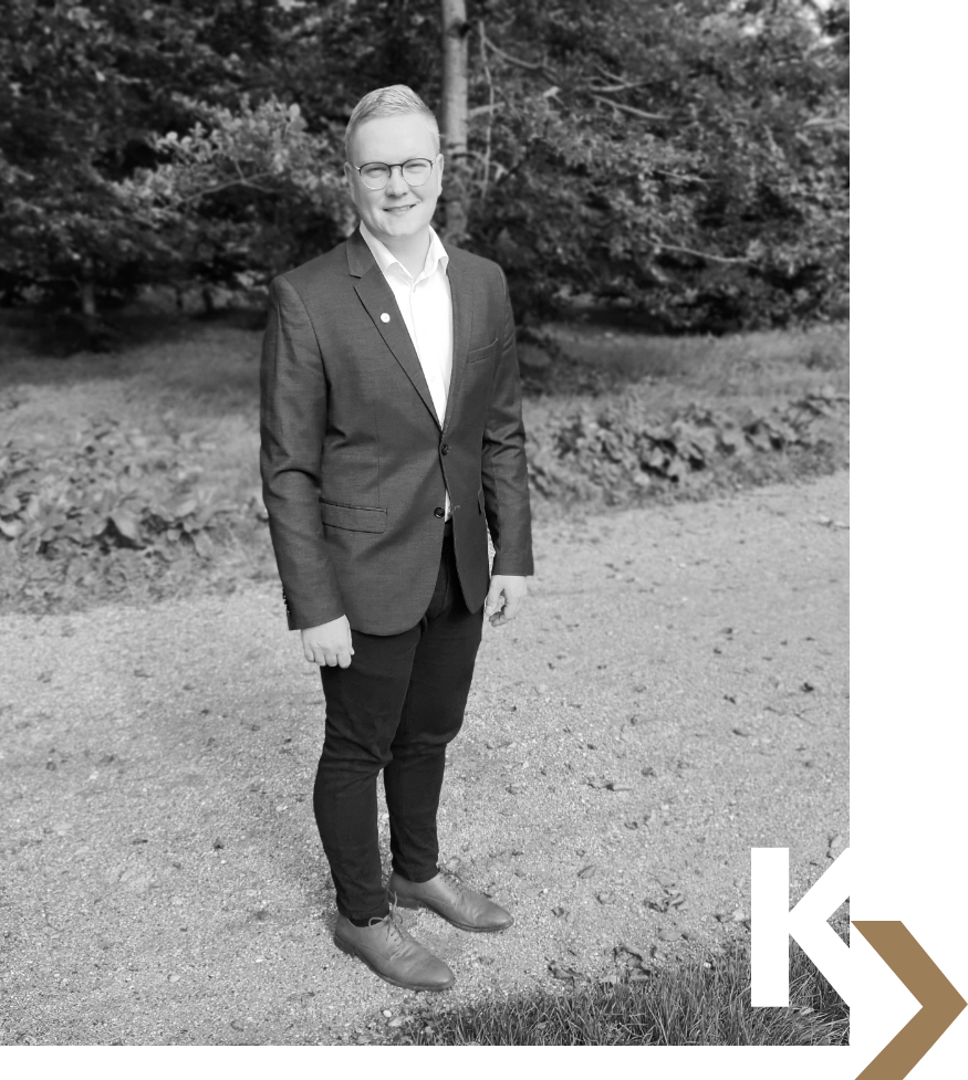 Om Kenneth Storm - Kenneth Storm